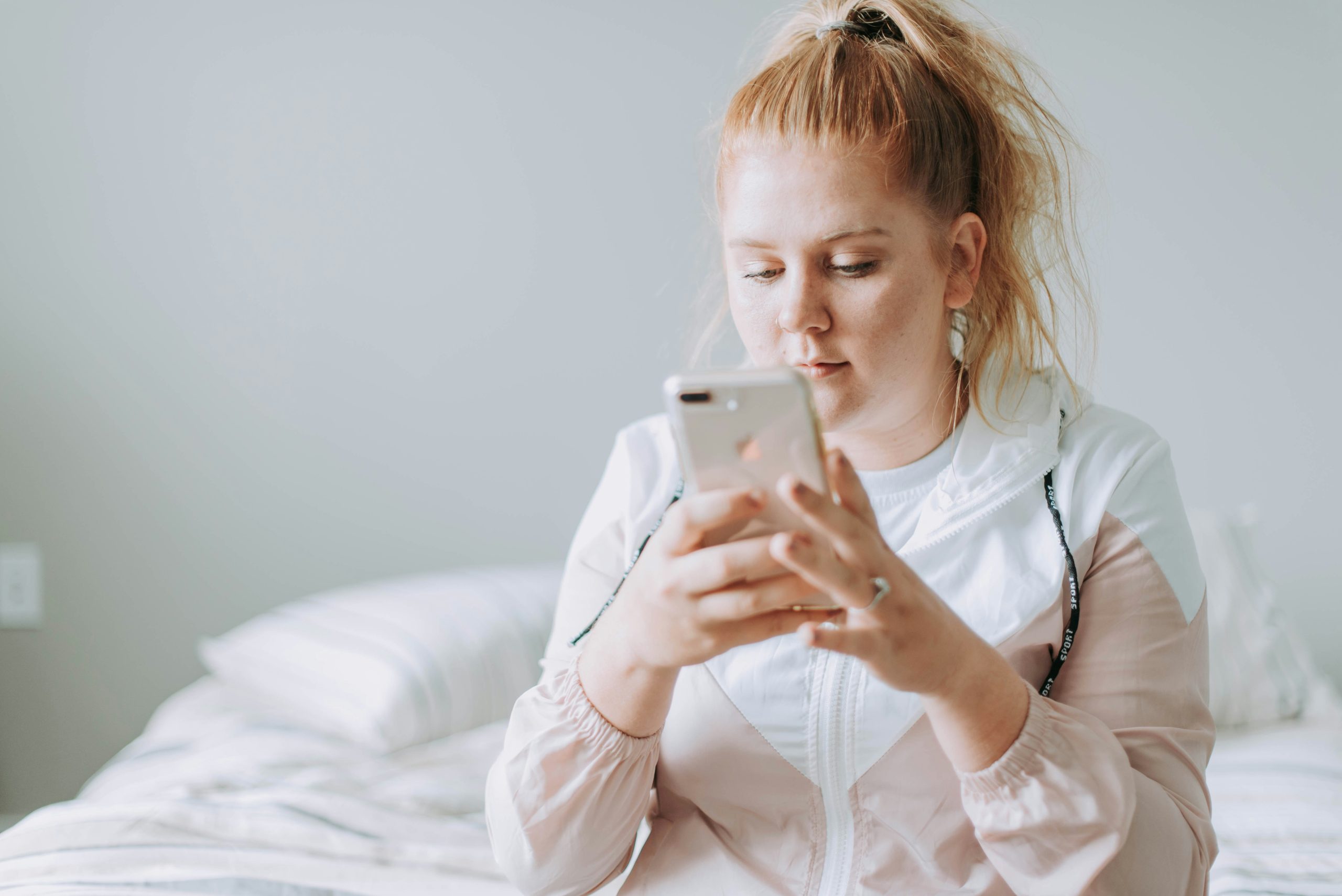 Flirty Texts That Actually Work – Charm Through Messages | Love Magzine